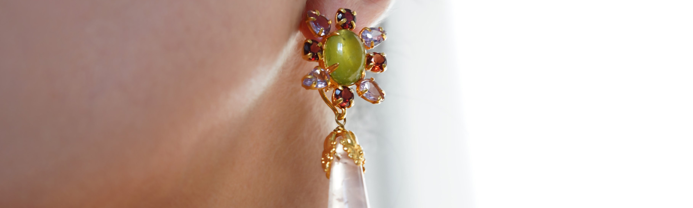 Cabochon vs. Faceted Gems: What's the Difference and How to Style Them ...